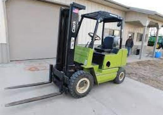 Clark GPS 25 Ficha tecnica & Especificaciones (1992-1994) | LECTURA Specs