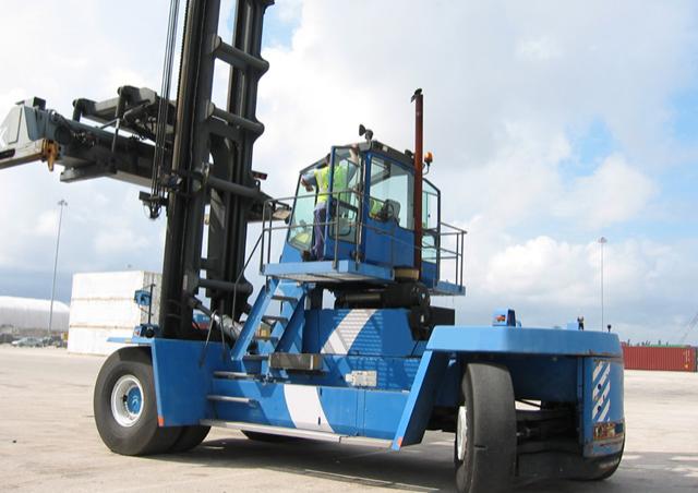 Kalmar DCD450-12CS Ficha tecnica & Especificaciones (1997-2018 ...