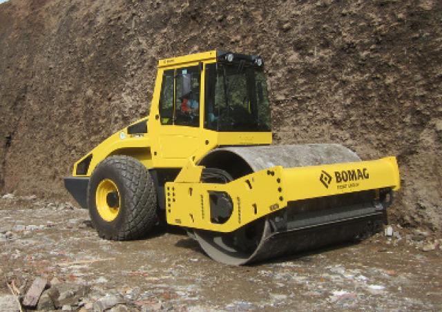 Bomag BW 211 D-4i Ficha tecnica & Especificaciones (2014-2016) | LECTURA Specs