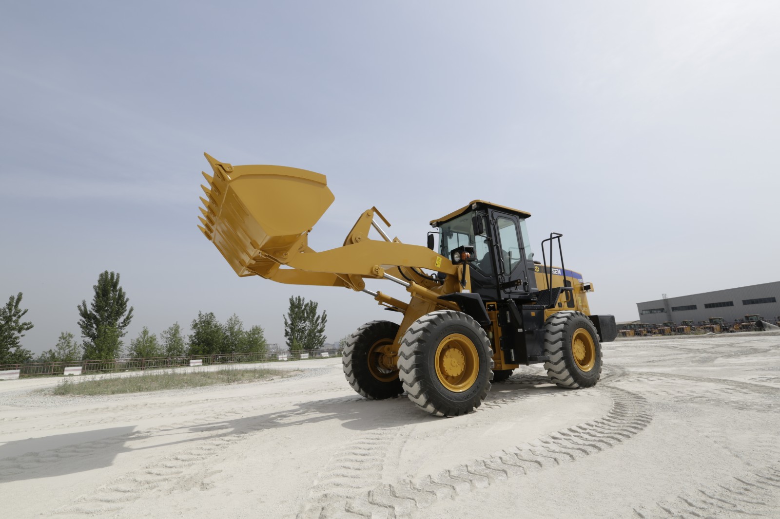 SEM 636D Ficha tecnica & Especificaciones (2020-2025) | LECTURA Specs