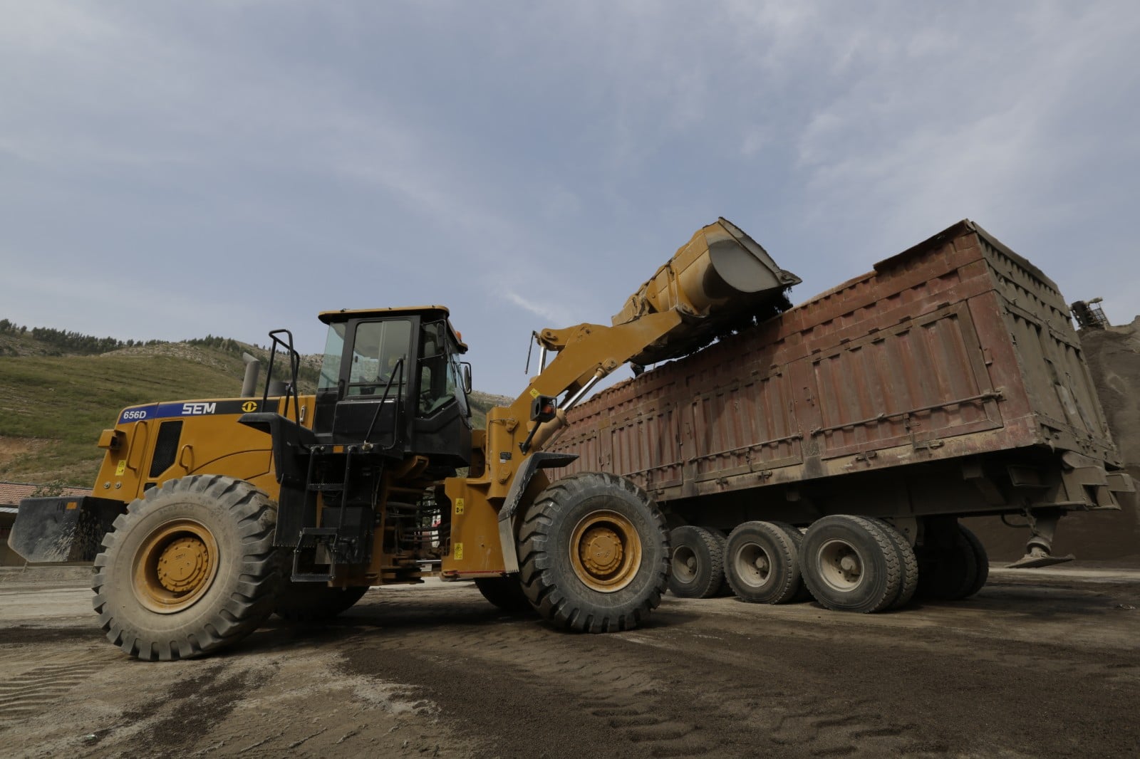 SEM 656D Ficha tecnica & Especificaciones (2020-2025) | LECTURA Specs