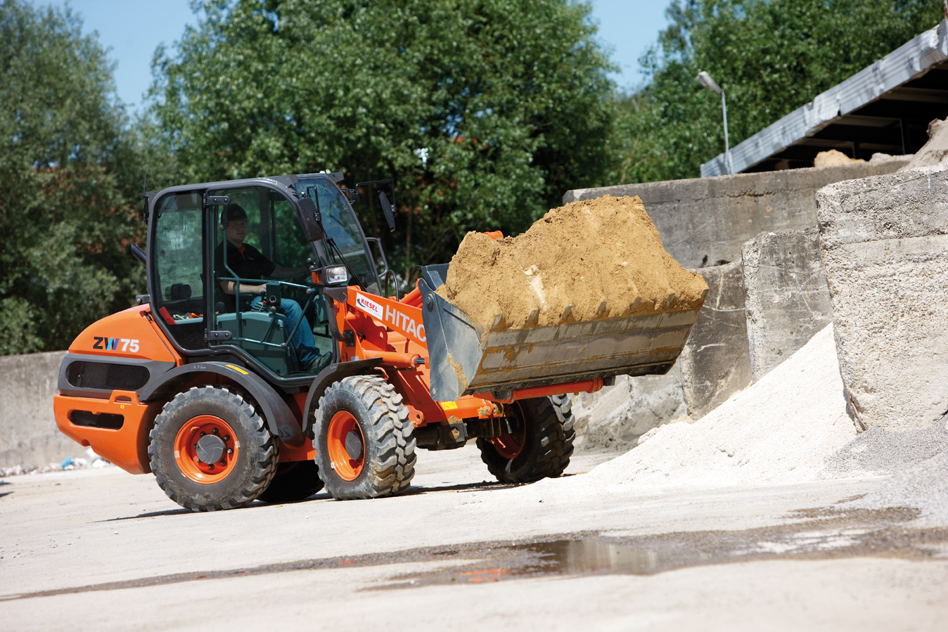 Hitachi ZW 75 Ficha tecnica & Especificaciones (2010-2015) | LECTURA Specs