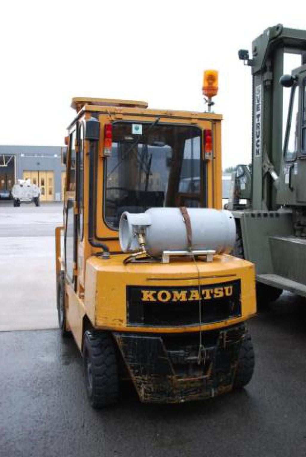 Komatsu FG 25 T-8 Ficha tecnica & Especificaciones (1987-1992 ...