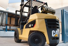 Caterpillar GP55N Ficha tecnica & Especificaciones (2019-2025 ...