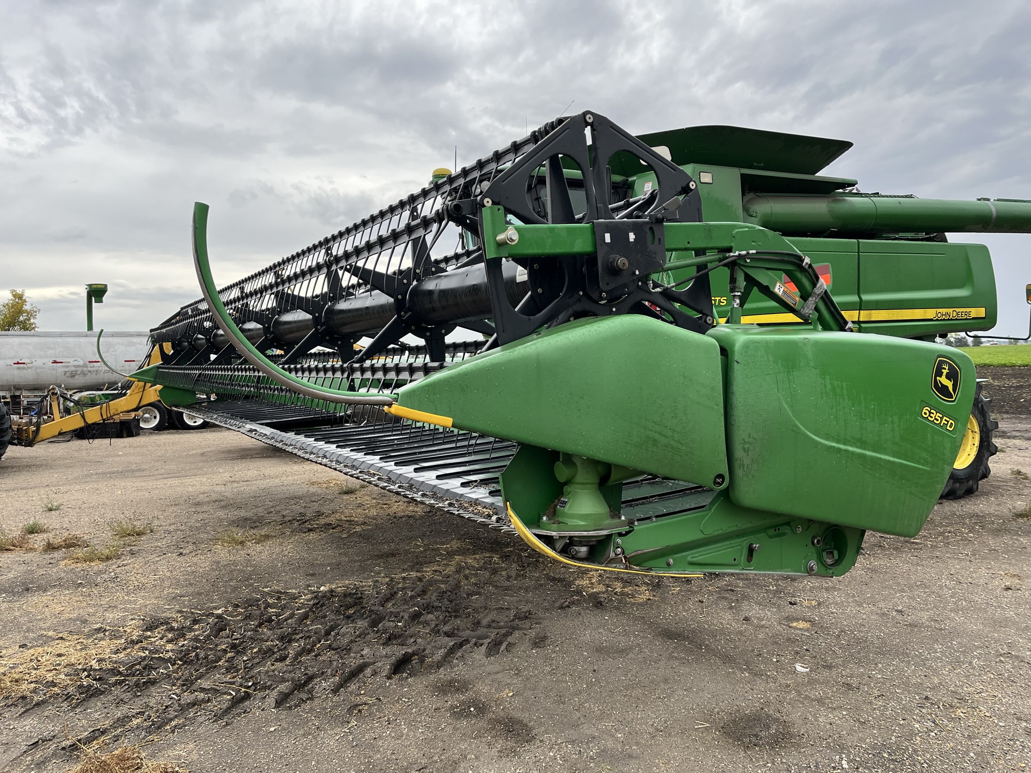 John Deere 635FD Ficha tecnica & Especificaciones (2019-2025) | LECTURA ...