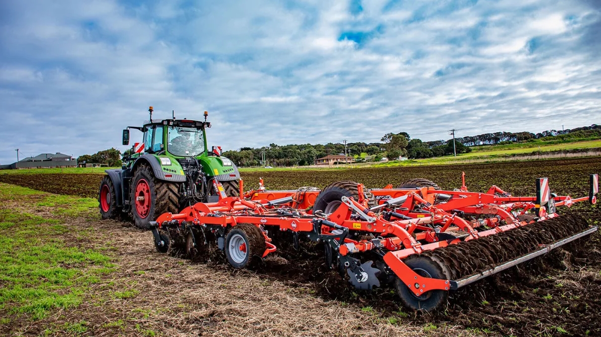 Kuhn Performer 6000 NSH Ficha tecnica & Especificaciones (2023-2025 ...