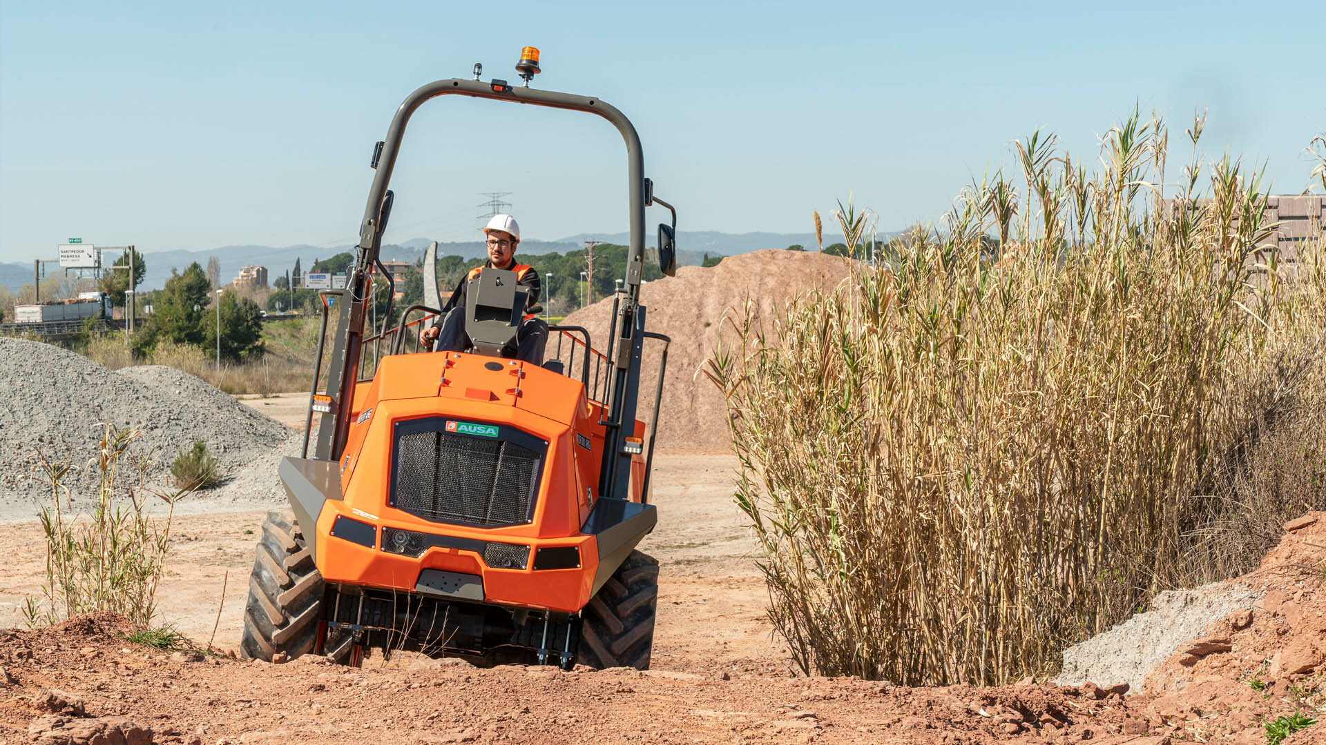 Ausa DR 601 AHG Ficha tecnica & Especificaciones (2020-2025) | LECTURA Specs