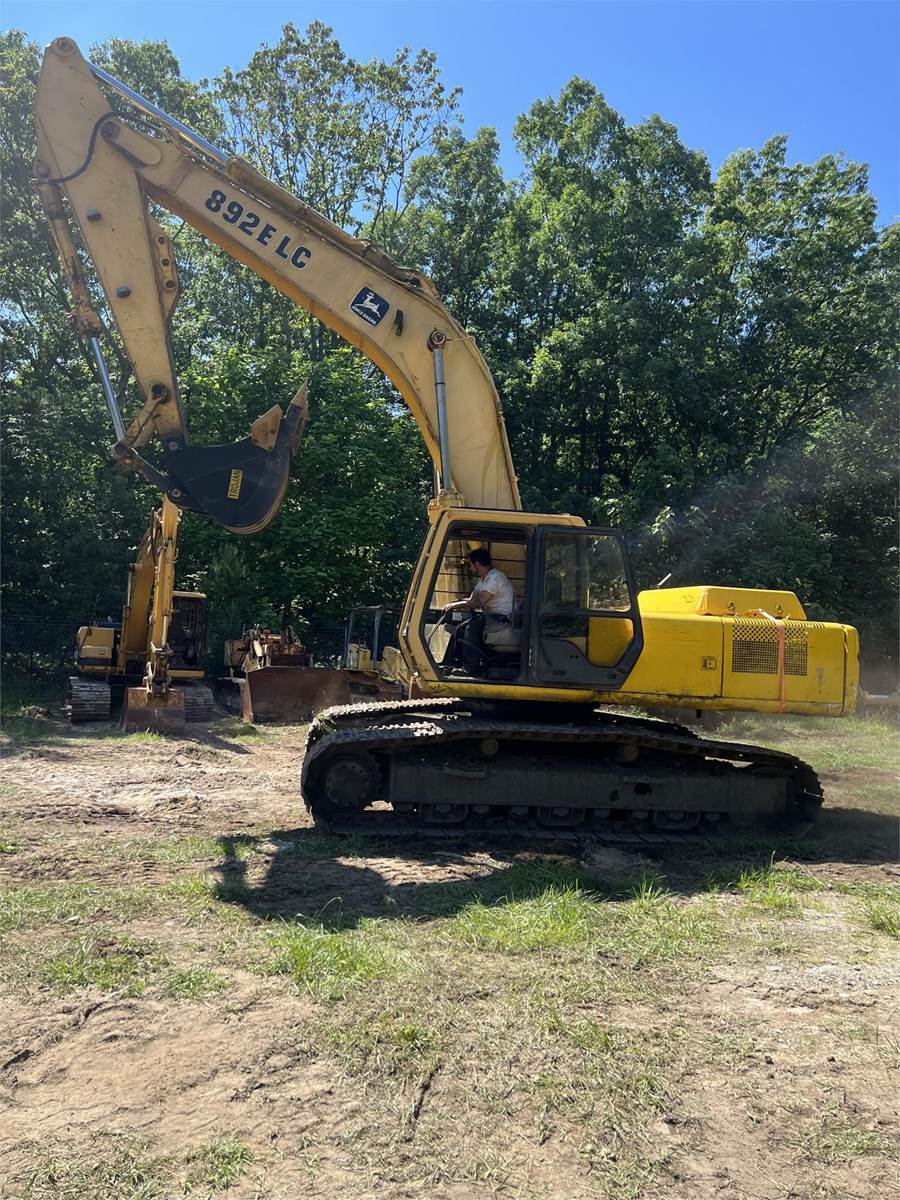 John Deere Construction 892E Ficha tecnica & Especificaciones (1974 ...