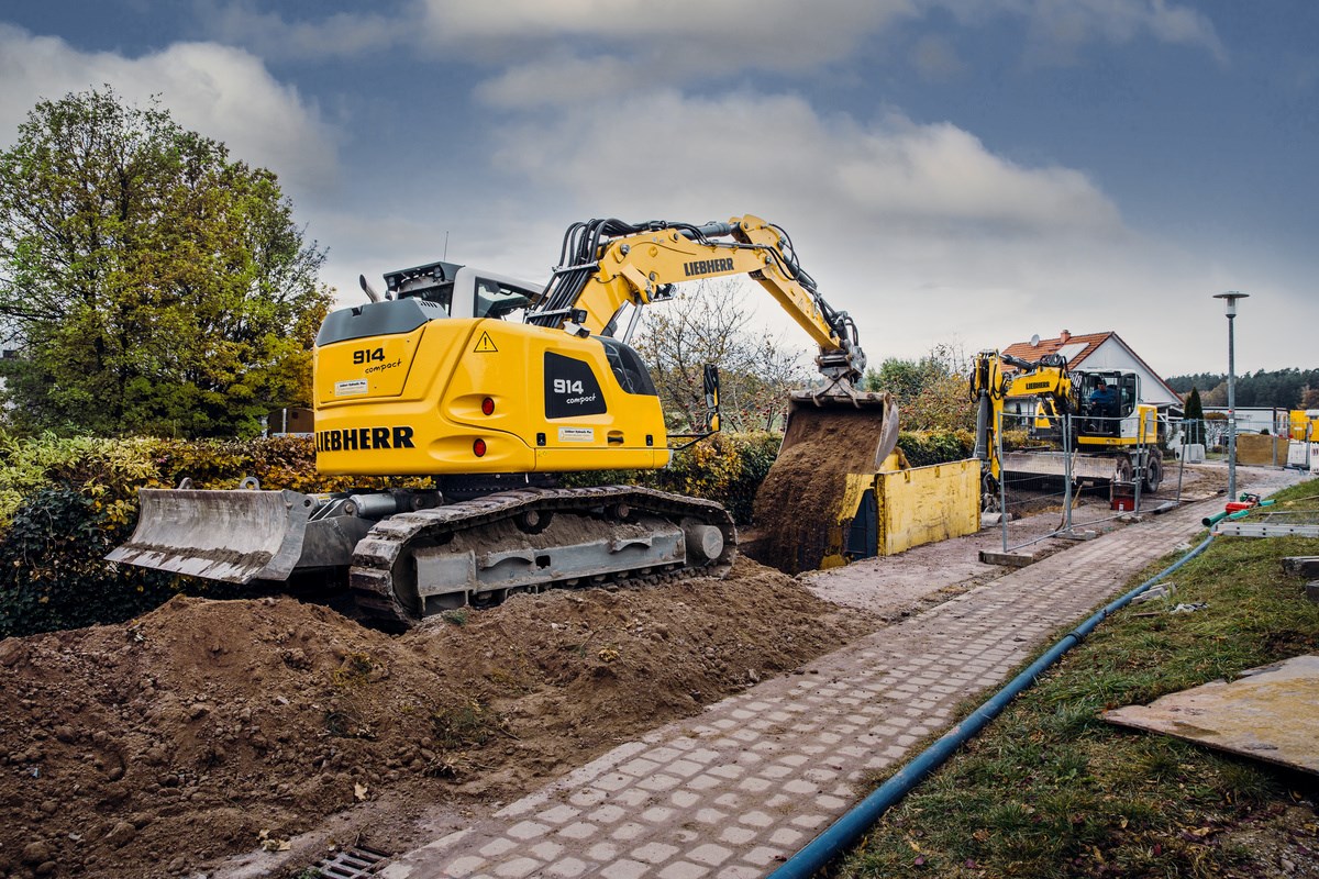 Liebherr R 914 Compact Litronic Ficha tecnica & Especificaciones (2021 ...