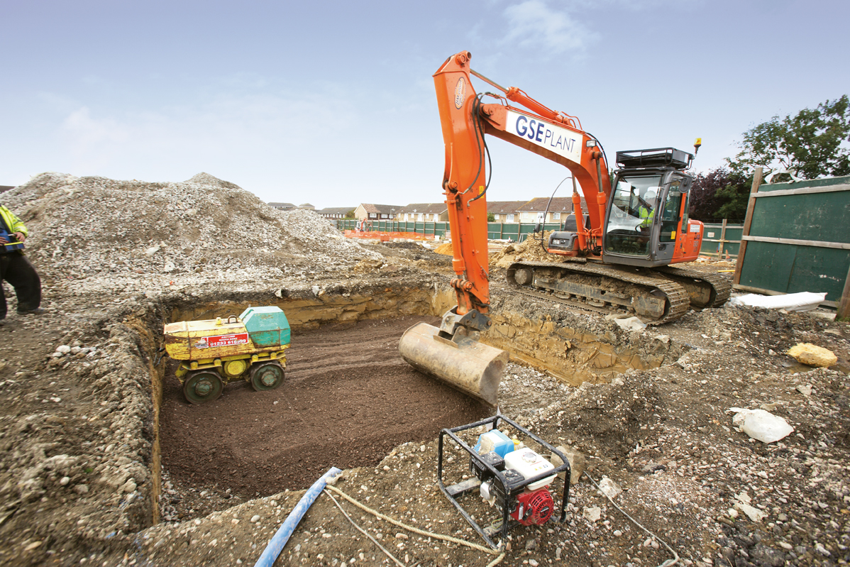 Hitachi ZX 130 LCN Ficha tecnica & Especificaciones (2004-2007 ...