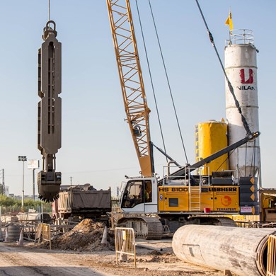 Liebherr HS 8100 Ficha tecnica & Especificaciones (2012-2020) | LECTURA ...