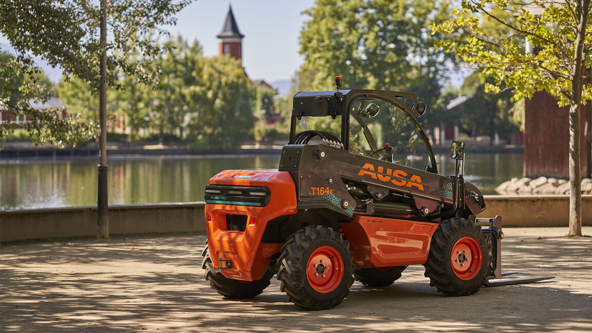 Ausa T 164 E X4 Ficha tecnica & Especificaciones (2022-2025) | LECTURA Specs