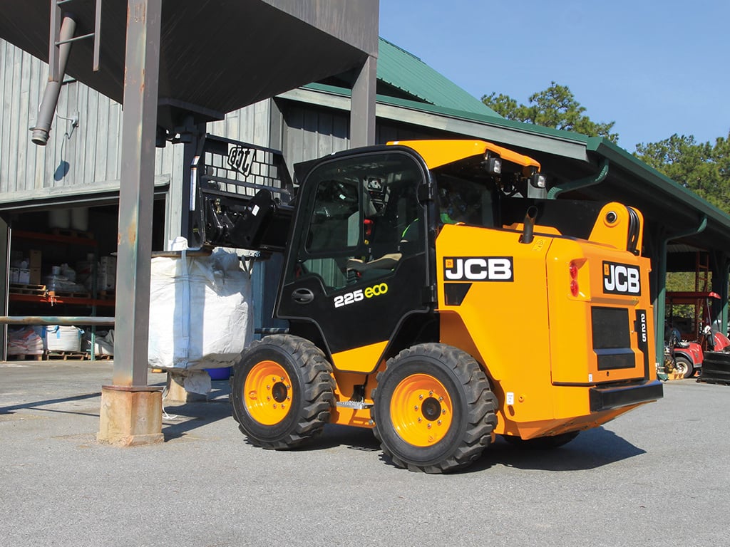JCB 225 Ficha tecnica & Especificaciones (2013-2017) | LECTURA Specs