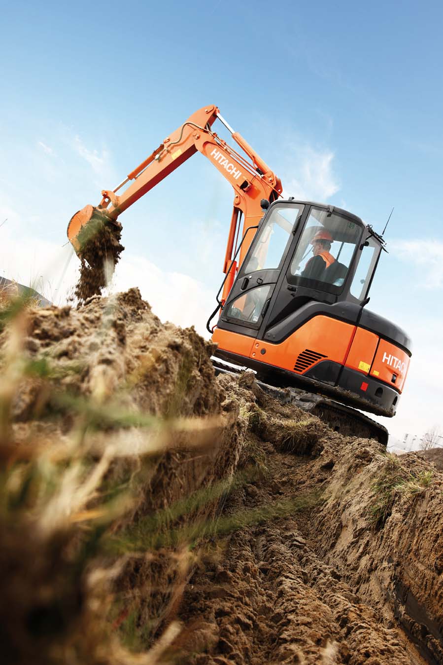 Hitachi ZX 60 USB-3 Ficha tecnica & Especificaciones (2008-2013 ...