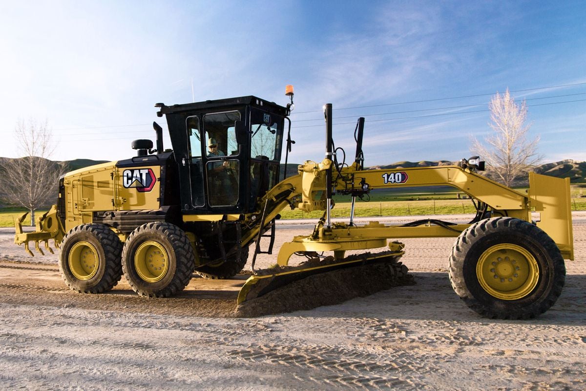 Caterpillar 140 AWD - LVR Ficha tecnica & Especificaciones (2021-2025 ...