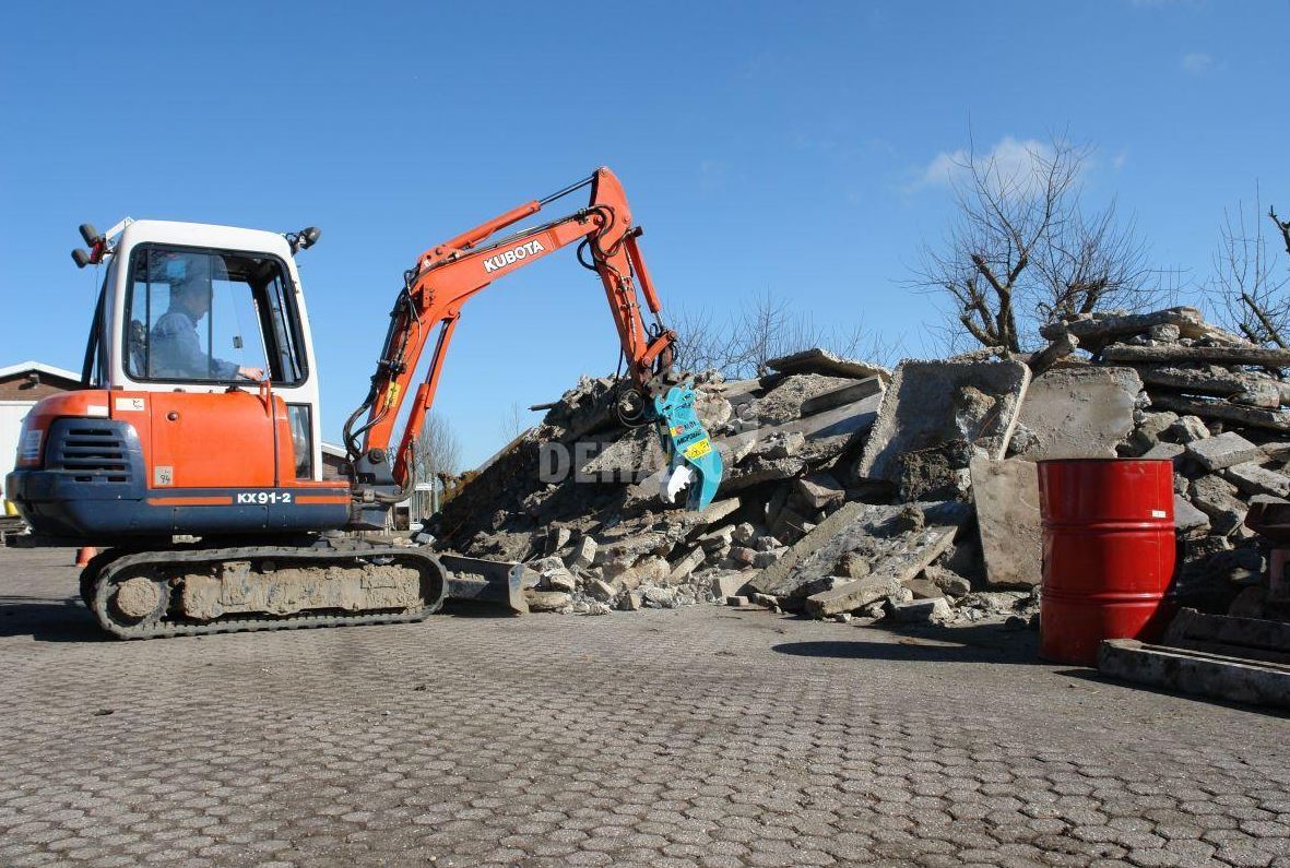 Dehaco MCP 300 Ficha tecnica & Especificaciones (2017-2025) | LECTURA Specs