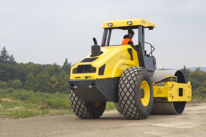Bomag BW 211 D-40 SL Ficha tecnica & Especificaciones (2022-2025) | LECTURA Specs