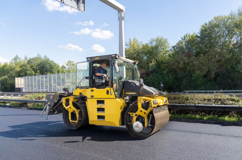 Bomag BW 174 AP-5 AM Hybrid Ficha tecnica & Especificaciones (2022-2025 ...