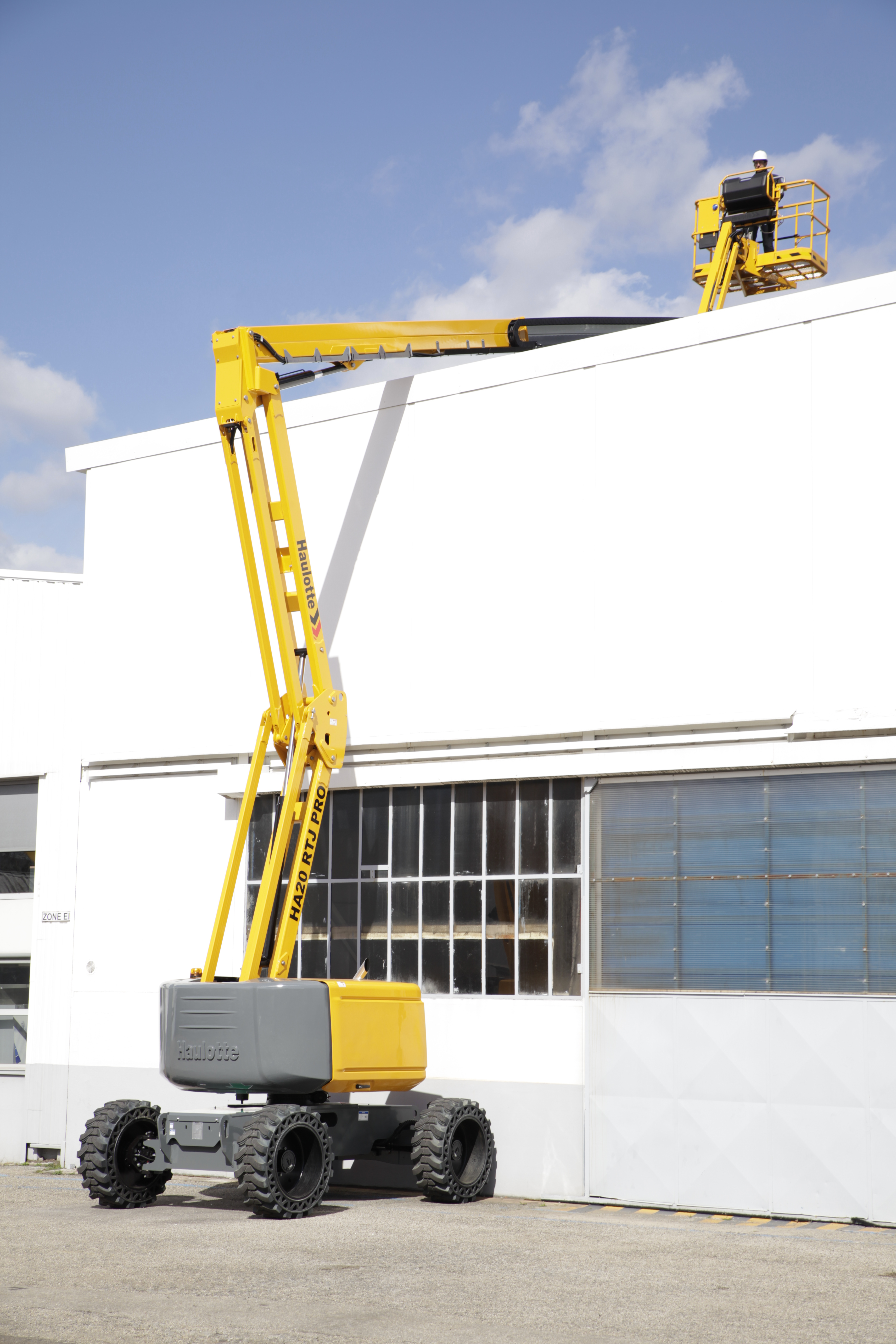 Datos técnicos de Haulotte HA20 RTJ PRO (2016 - 2025) | Plataformas articuladas de ruedas ...