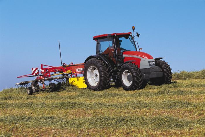 McCormick C 110 Max HC Ficha tecnica & Especificaciones (2011-2014 ...