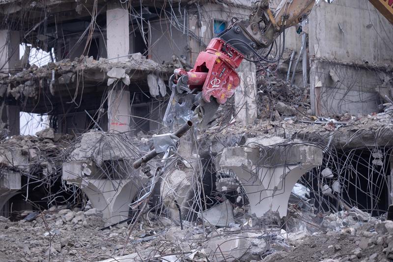 LaBounty MRX 180 CC Ficha tecnica & Especificaciones (2024-2025 ...